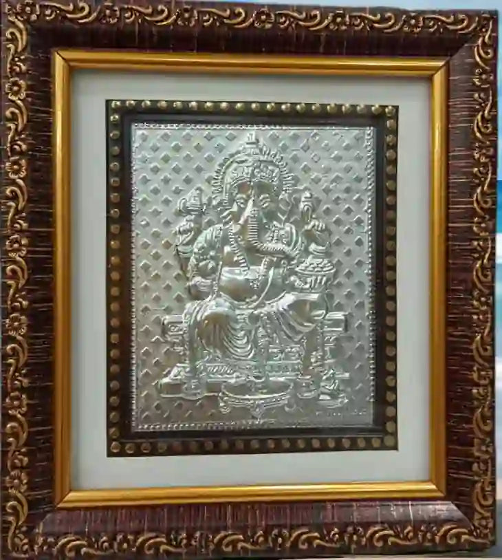 Frames – Swastik Hampers